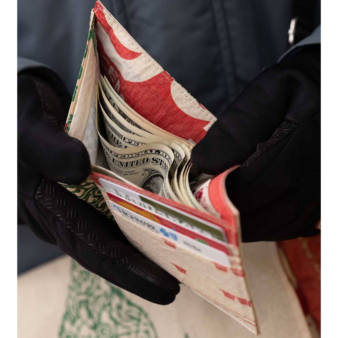 Elephant Men's Wallet – Creative Women of the World